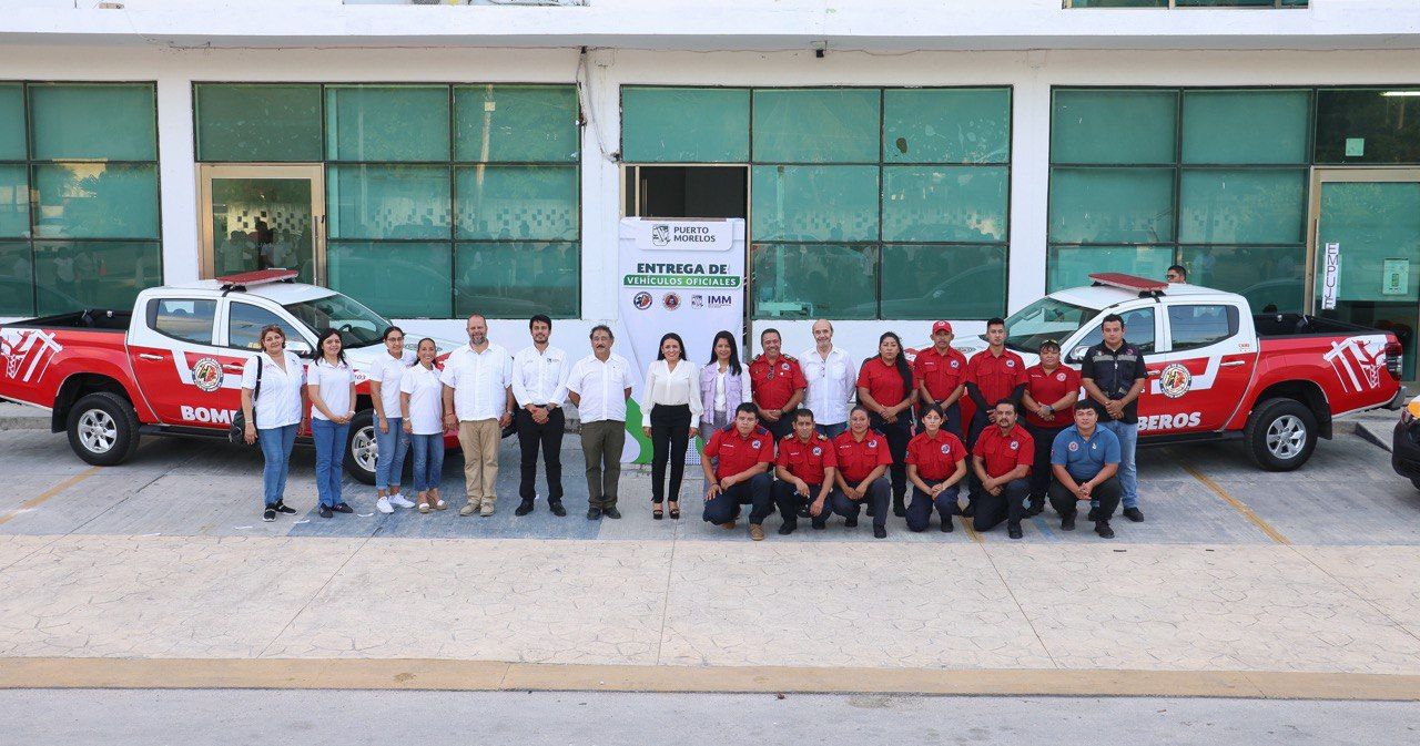 ENTREGA BLANCA MERARI VEHÍCULOS OFICIALES A BOMBEROS, PROTECCIÓN CIVIL ...